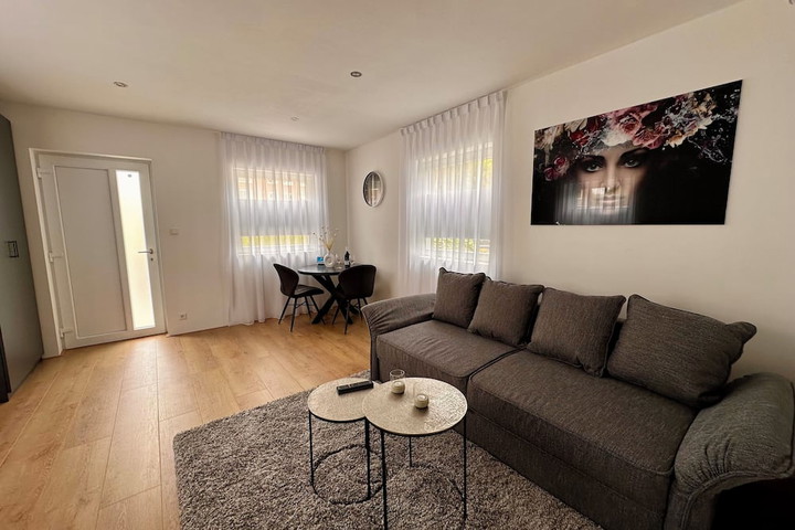 Park View Studio - Features Free Wifi, Bright Furnishings And Modern Facilities - Nijmegen