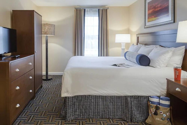Experience Timeless Charm At Club Wyndham Long Wharf - 2 Bd. Deluxe - New England