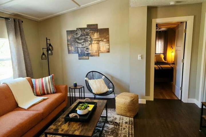 The Nest In The Heart Of Downtown Dunedin - Dunedin, FL