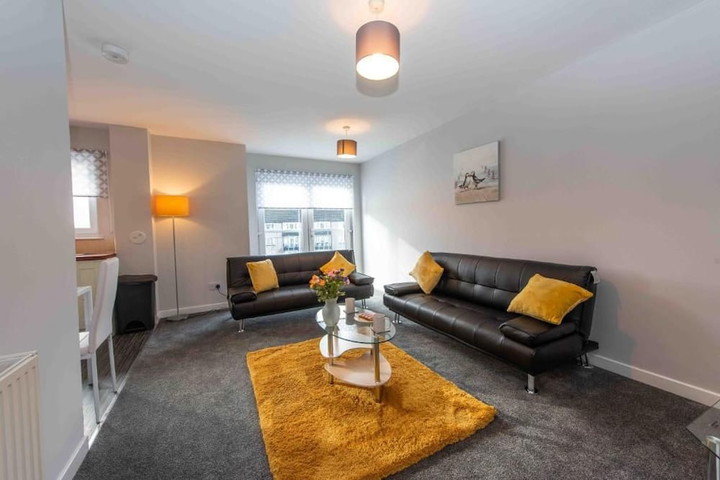 Premier - Wishaw En-suite Apartment - Motherwell