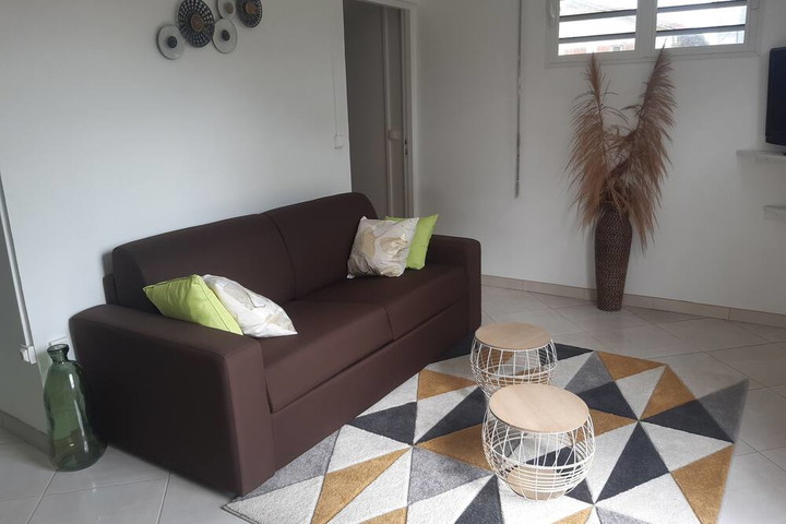 Bright, Air-conditioned 86-square-meter One-bedroom Apartment With Panoramic Views - Martinique