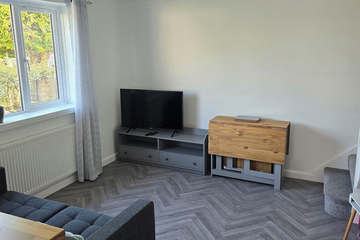 2 Bedroom Chalet Bungalow, Short Drive To The New Forest And Bournemouth Beaches - Poole