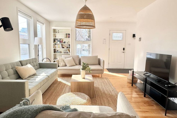 Urban Boho | Hot Tub | Ev Charger | 3 Free Parking - Québec City