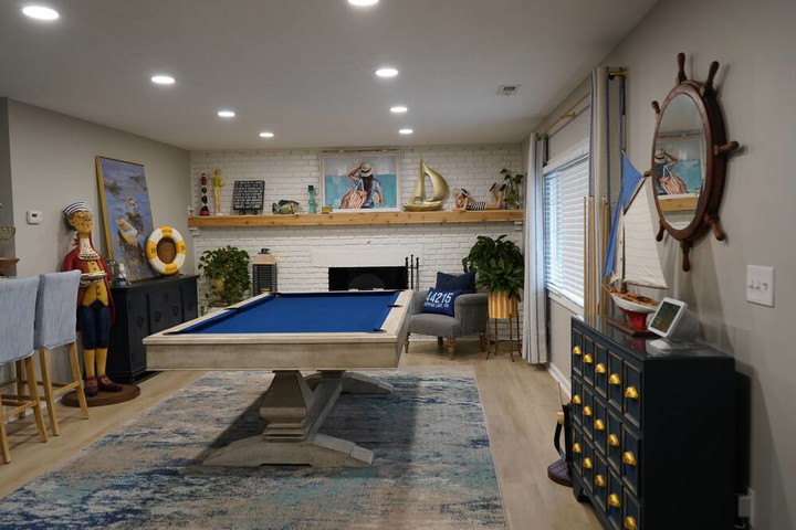 Modern Lake Side Retreat Big Drive Way Cozy Feel Pet Friendly - Medina, OH