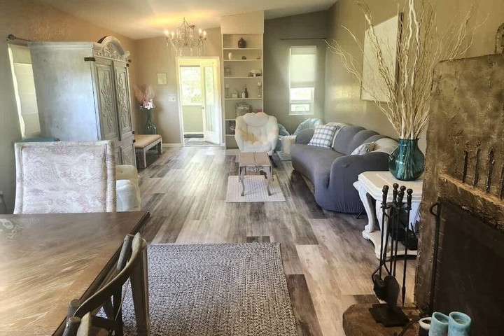 Level Yard, Spacious Family Friendly Home - Sequim, WA