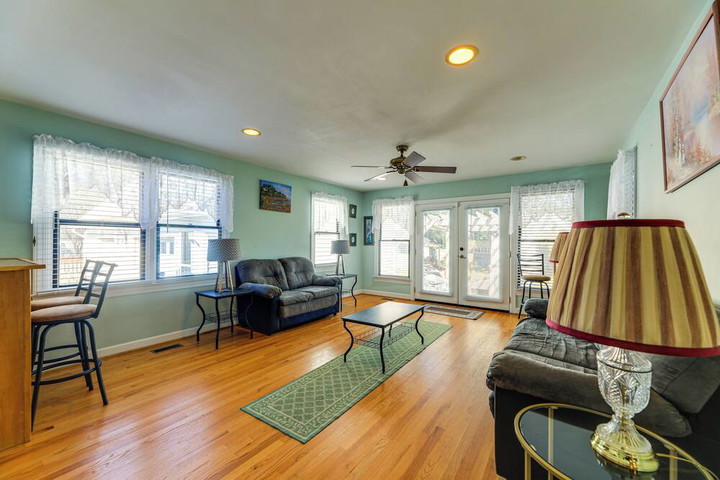 Spacious New Bern Home W/ Yard: 2 Mi To Riverfront - New Bern, NC