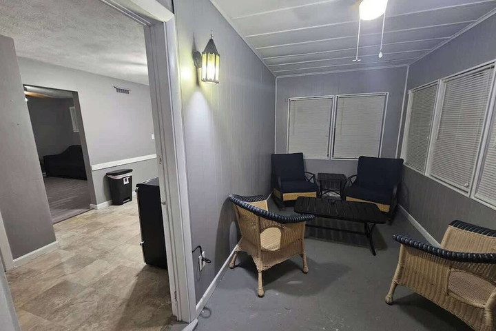 Private Apartment  In Berlin - Farmington, CT
