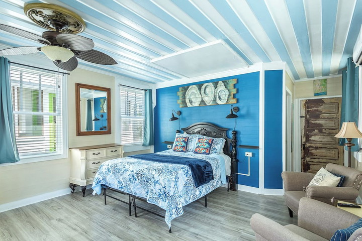 Over The Moon Guest Suite At Blue Moon Inn. Walk Everywhere! - Apalachicola