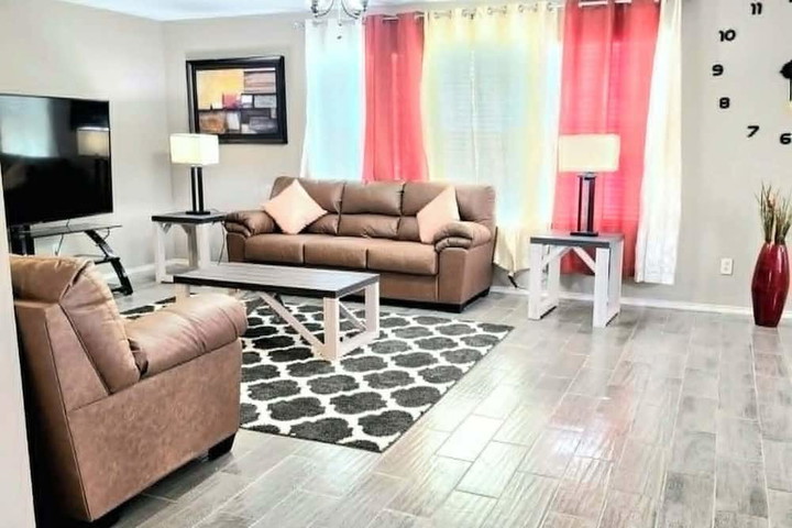 Fully Loaded 4br Cul-de-sac Home With 3 Living Rooms, Game Room, & Big Backyard - Roanoke, TX