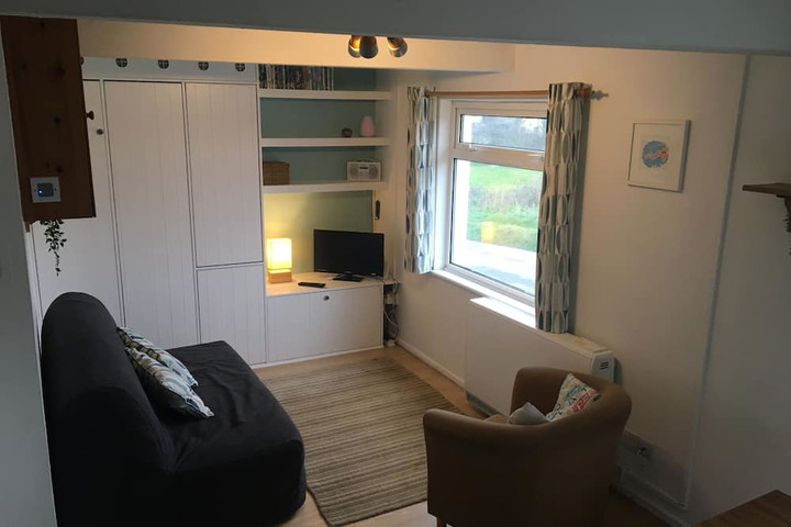 Cosy Stone Built Barn Conversion Near The Sea With Rural Cornish Views - Newquay