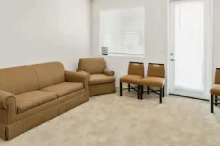 Work From Home In Paradise Near Disney And Beach - Norwalk, CA