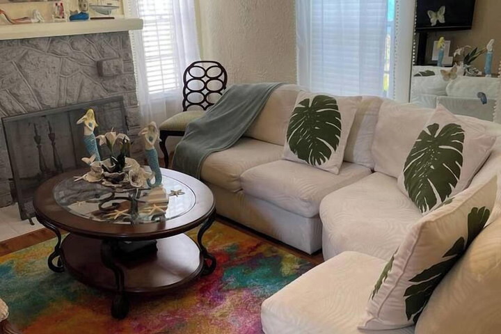2 Bedroom Home Downtown West Palm Close To Beach - West Palm Beach, FL
