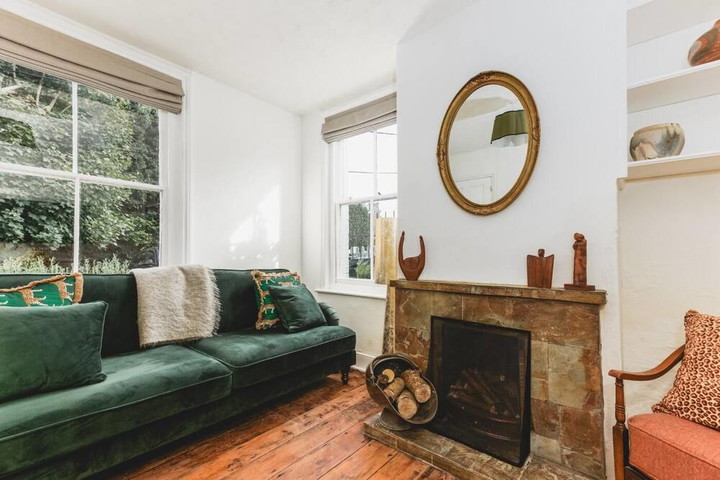 5 Bed In Freshwater (Oc-w30476) - Lymington