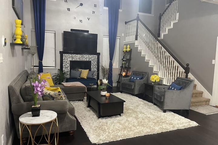 Glamorous Modern Cape Cod Style Home - Little Elm, TX