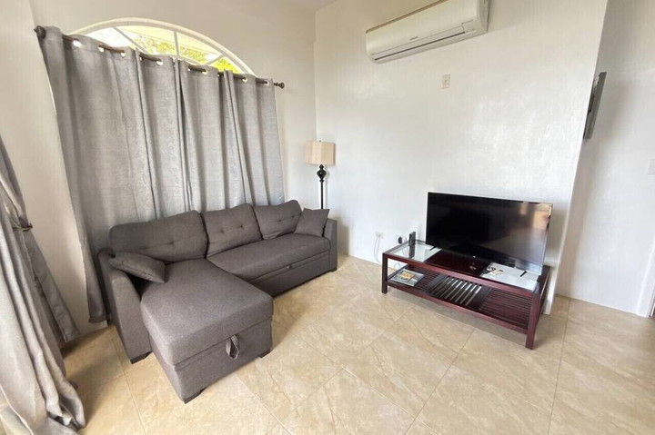 1br Getaway W/ Breathtaking Views + King Bed - Saint Thomas