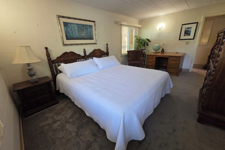 Charming 3-bedroom Country Estate With Pool In Peaceful Clarksburg - Sacramento, CA