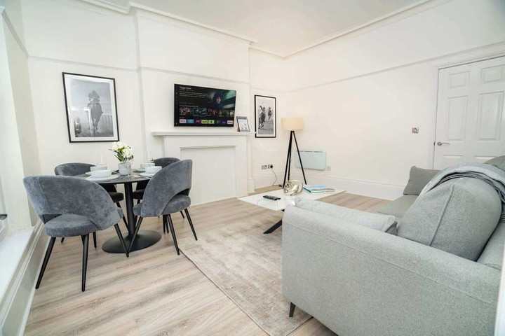 Chic 1br Cheltenham Apt Near Town Centre - Winchcombe
