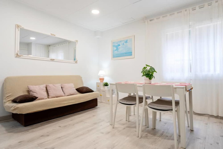 Apartamento Con Excelente Ubicación Frente Playa - Calella