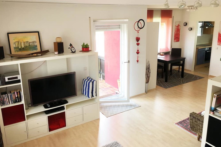 Ruhiges, Sonniges Appartment Mit Blick Auf Salzburg Und Nähe Zur Stadt Salzburg - Salzburg