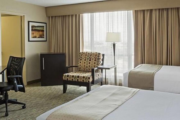 Enjoy A Hassle-free And Suiting Stay! Onsite Pool, Minutes To Marlins Park - Miami Springs, FL