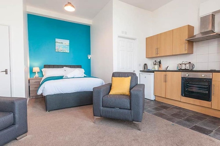 Private Beach-front Apartment On The English Riviera With Free, Private Parking - Paignton