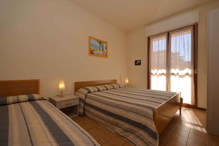 Holiday Apartment With Air Conditioning, Balcony And Pool - Bibione