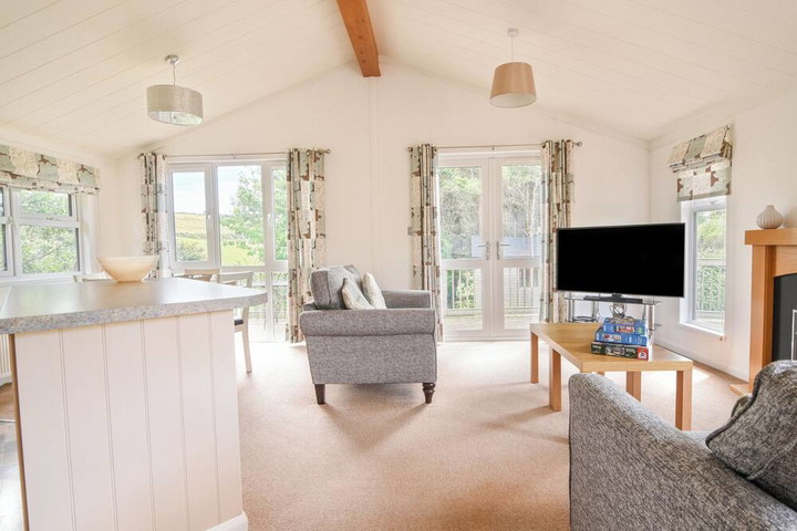 The Hideaway, Pet Friendly, Country Holiday Cottage In Eype - Bridport
