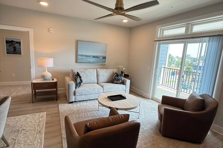 New Designer Coastal Condo - Sleeps 8 -Close To Downtown Rehoboth Next To Dining - Dewey Beach, DE