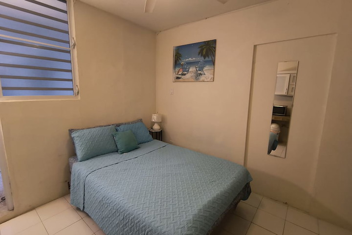 Isla Verde Beach+ Bars+ Restaurants - San Juan