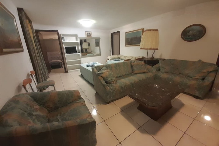 Vacation Home 1 Minute From The Lake; Parking Fee Applies Per Reservation - Leysin