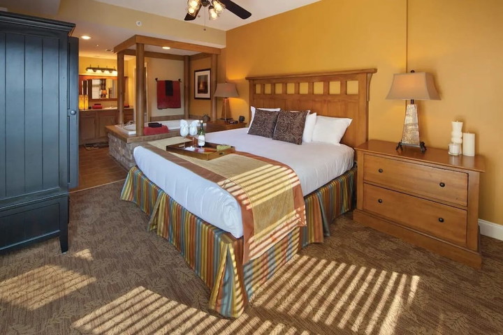 Adventure Awaits At Our 2br Gatlinburg Getaway  Walk, Splash, Explore! - Gatlinburg, TN