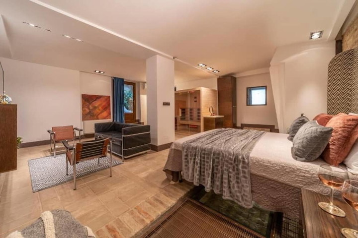 Casa Bardi: Superior Apartment With Sauna + Parking - San Gimignano