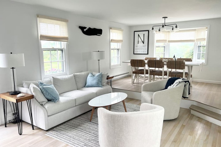 Beautiful Private 4bd/3ba Home,  Central A/c,  Heated Pool, 1 Mi From Tn Beach! - Nantucket, MA