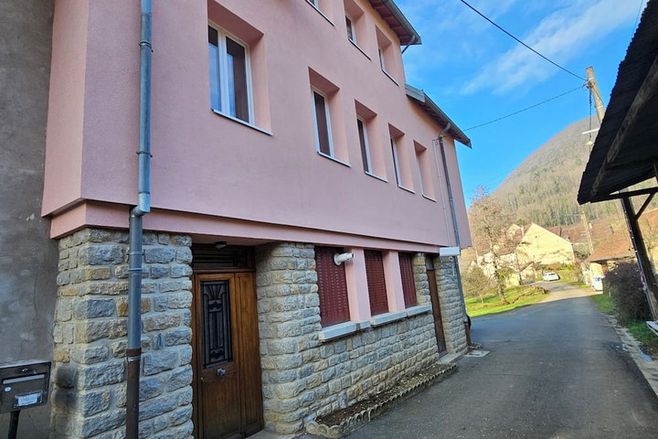 La Maison Rose, A New 3-star Apartment With 2 Bedrooms And All The Amenities - Baume-les-Messieurs
