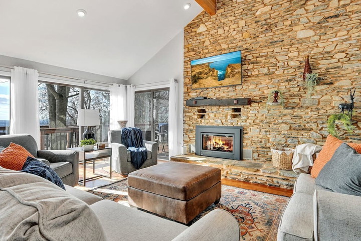 Mountain Retreat   Heated Pool   Amazing Views! - Harrisburg, PA