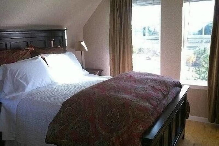 Carriage Loft - Hot Large Spa, Complete Keuken, Zwembad, Privé-eenheid. - Auburn, CA