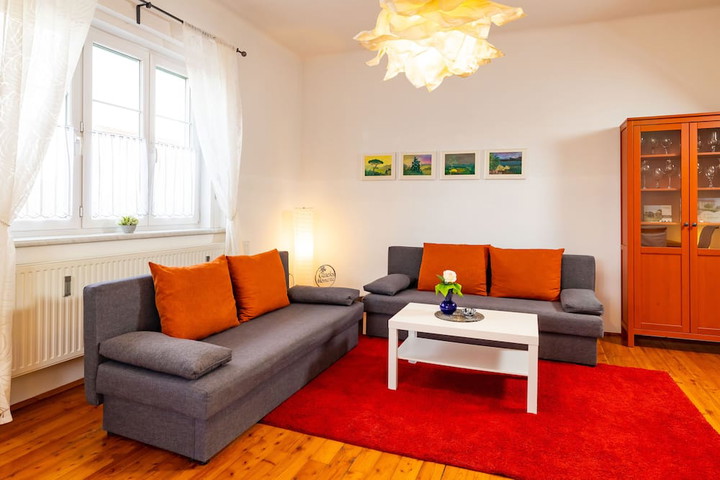 Gemütliche & Geräumige 142m² Große Ferienwohnung Für Bis Zu 5 Personen - Bad Blumau