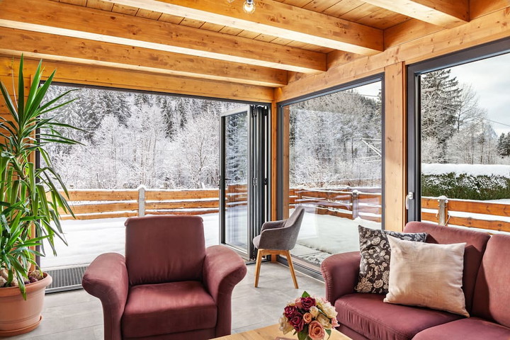 Chalet "Aus Holz" With Mountain Views, Private Terraces, And Wi-fi - Mittenwald