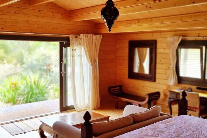 Healing Garden Cabins - Villa Uluwatu - Gold Coast