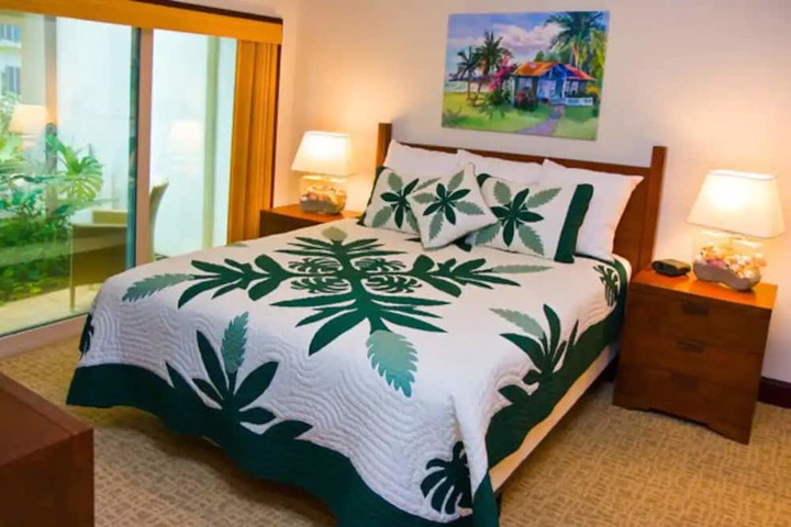 Kauai's G-spot G105 Waipouli Beach Beautiful Garden View Steps From The Beach - Kapaa, HI