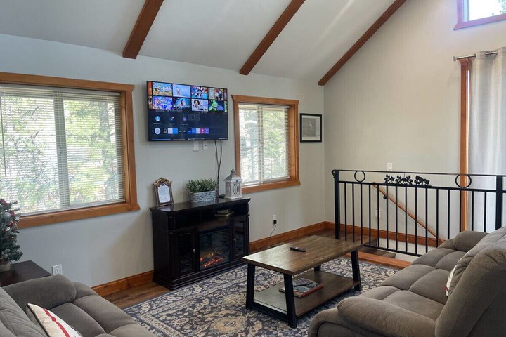 A Quiet Place In Big Bear Lake - Big Bear Lake, CA