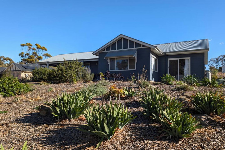 Clare Valley Escape, New Home With Pool Table And 4 Bedrooms - Saddleworth