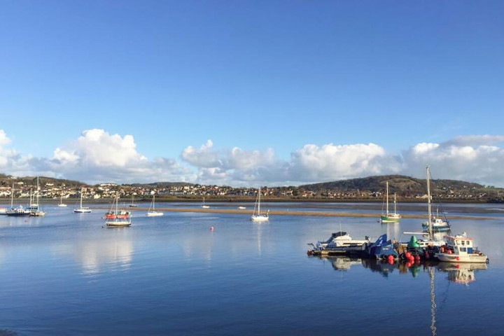 2 Bedroom Accommodation In Conwy - Conwy