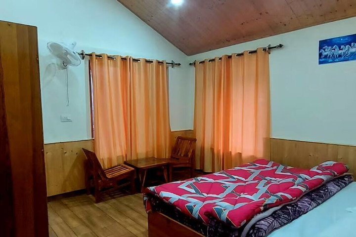 Private 4-room Cottage In Manali - Himachal Pradesh