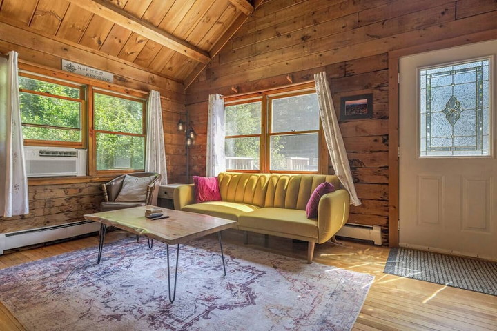 Classic Maine Cabin In Center Of Mdi! [Pine Ridge] - Bar Harbor, ME