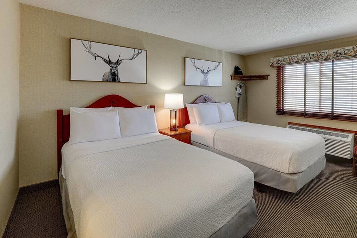 Near Mississippi River, Deluxe 2 Double, Stoney Creek Galena | 2 Units - Galena, IL