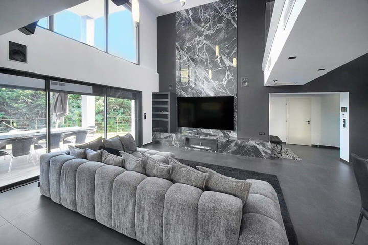 Exceptional 9-bedroom Villa In Mougins - Mougins