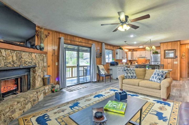 Crystalwood-cozy Cabin W/views+creek, Easy Access! - Maggie Valley, NC