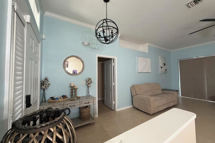 3-bedroom House In Delightful Sebastian On The Canal. Tranquil Views - Sebastian, FL