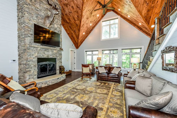 Townsend Sunrise Dream Pavilion, Hot Tub, Arcade Games, Theater Room, Bunk Room! - Townsend, TN